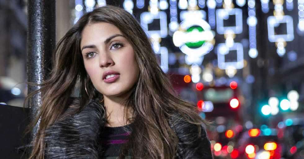 Rhea Chakraborty’s London diaries with Koovs | Filmfare.com