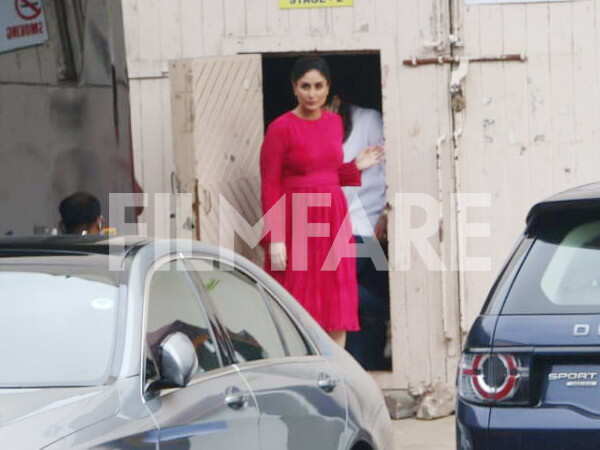 Kareena Kapoor Khan stuns in a red dress | Filmfare.com Kareena Kapoor Khan stuns in a red dress | Filmfare.com