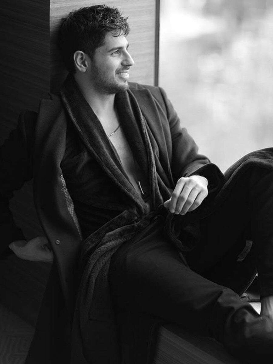 Sidharth Malhotra Wraps Up Shooting For Shershah