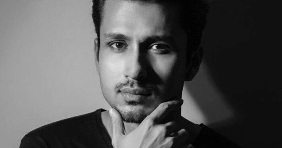 Video: Amol Parashar talks about Swara Bhasker and Sumeet Vyas ...