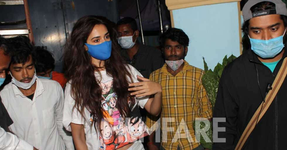 Disha Patani clicked post a shoot in Bandra and we get to know her ...