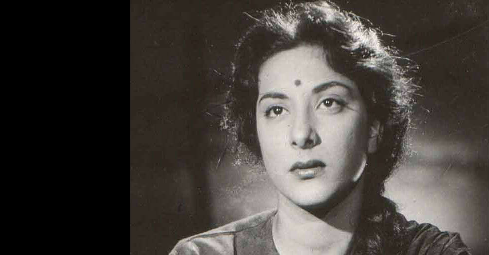 Actresses who have played double roles | Filmfare.com