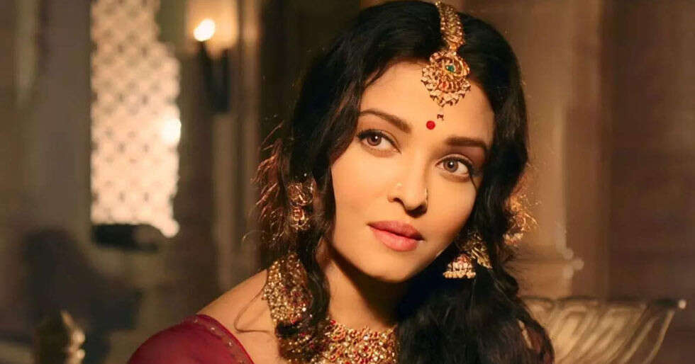 Aishwarya Rai Bachchan wasn’t the first choice for Ponniyin Selvan, reveals Mani Ratnam ...