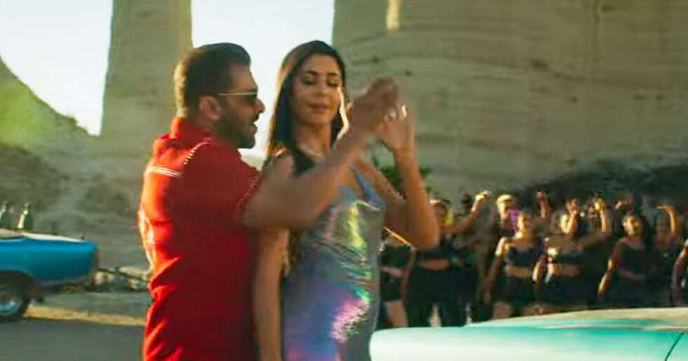 Tiger 3 song Leke Prabhu Ka Naam teaser: Salman Khan, Katrina Kaif take over the dance floor ...