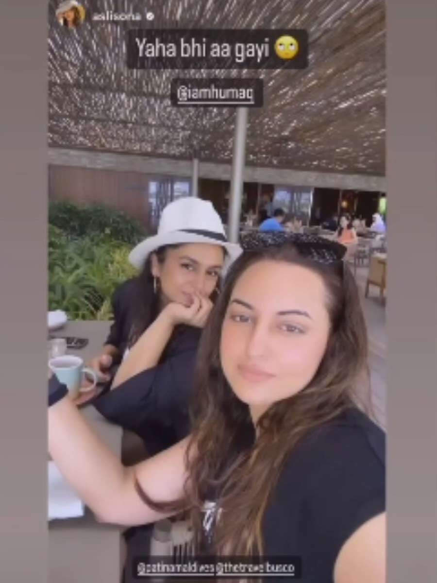 Huma Qureshi And Sonakshi Sinha Are Bff Goals As They Enjoy Their