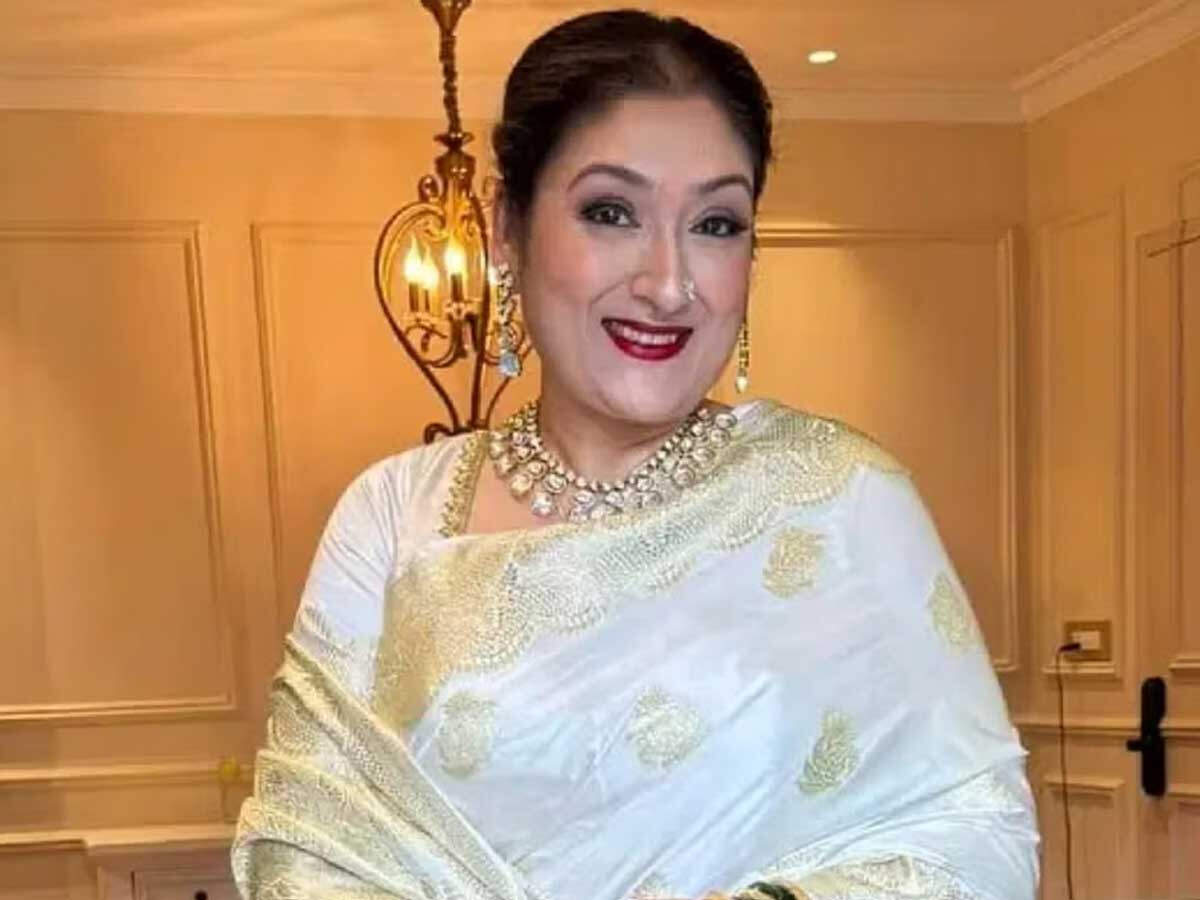 Sunita Ahuja Gets Candid About Drinking Alcohol, Govinda And Partying | Filmfare.com