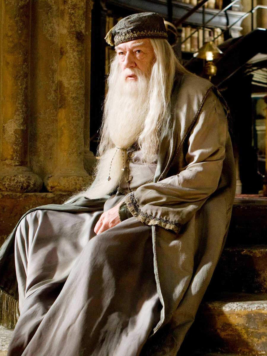 Confirmed! John Lithgow To Play Dumbledore in Harry Potter Series ...