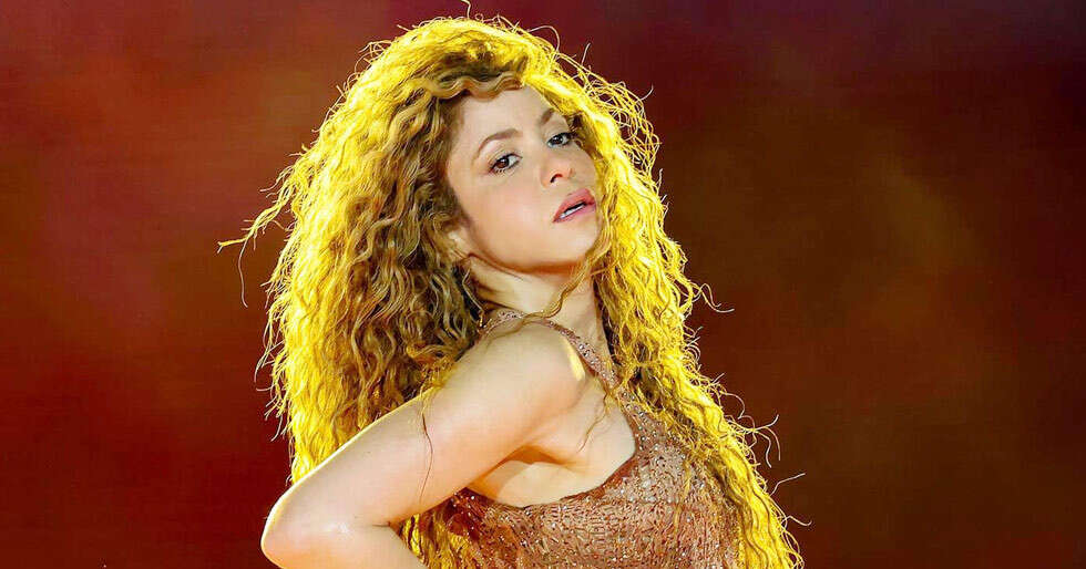 Shakira Rushed To Hospital, Postpones Peru Concert Over Health Issue | Filmfare.com