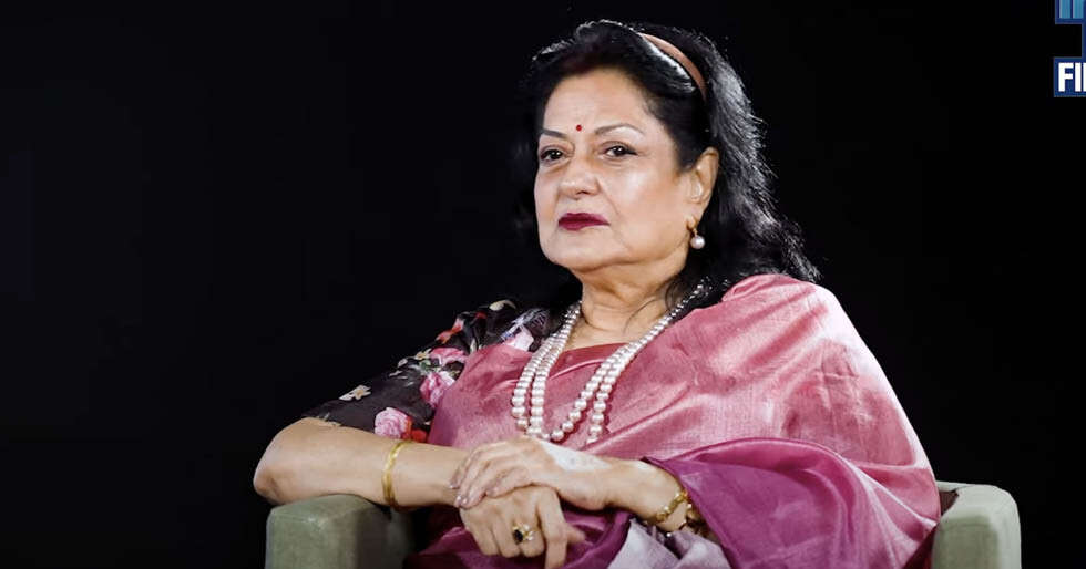 Exclusive: Moushumi Chatterjee Recalls Fleeing From Balika Badhu Set in ...