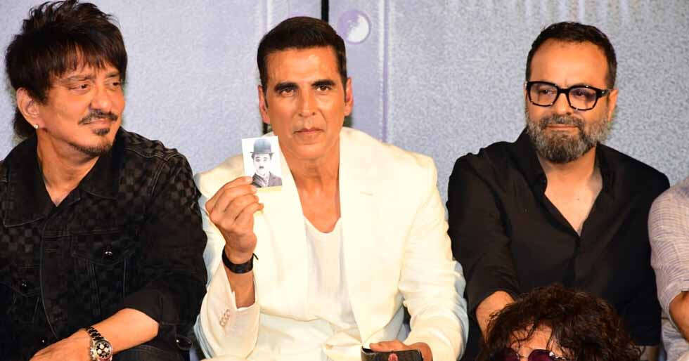 Akshay Kumar reveals he keeps Charlie Chaplin's photo in his wallet ...