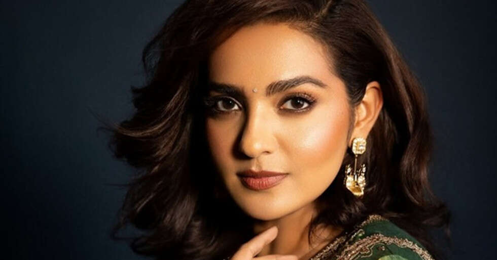 Parvathy Thiruvothu to Lead Don Palathara’s Next Film With Dileesh Pothan | Filmfare.com