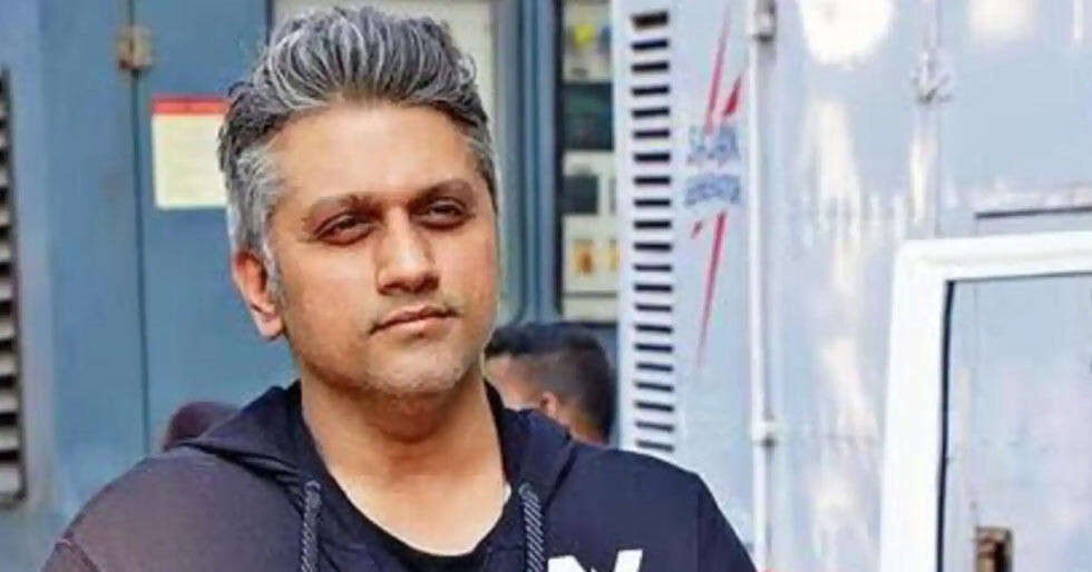 Mohit Suri and Yash Raj Films to Team Up Again for a Love Story ? | Filmfare.com