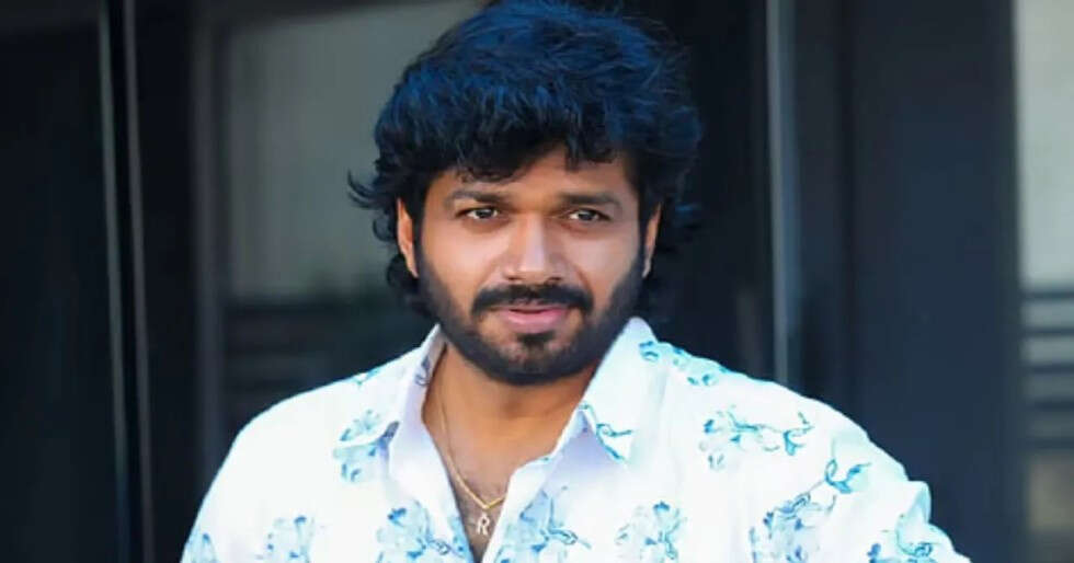 Director Anil Ravipudi to Announce New Film in Two Weeks | Filmfare.com