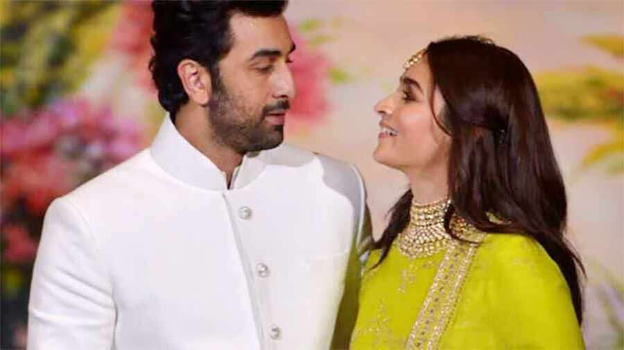 “I Feel That Alia, Ranbir… Born in The Film Industry Go Through an ...
