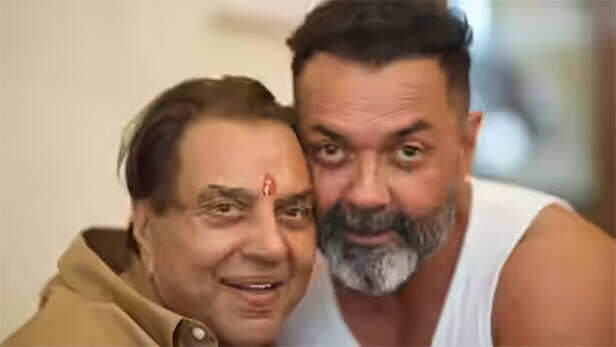 “I Spent 14 Years Sleeping Beside Him..” - Bobby Deol on Late Father ...