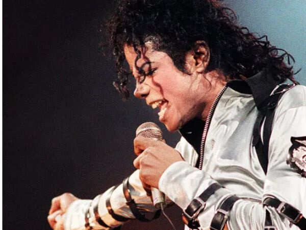 Michael Jackson Ranks As The #1 Artist in The World on Streaming, 17 ...