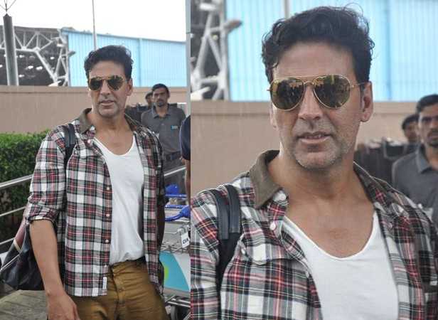 Sanjay Dutt snubs B'day boy Akshay Kumar | Filmfare.com Sanjay Dutt snubs B'day boy Akshay Kumar | Filmfare.com