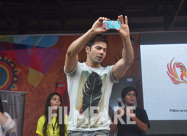 Varun Dhawan goes back to college | Filmfare.com Varun Dhawan goes back to college | Filmfare.com