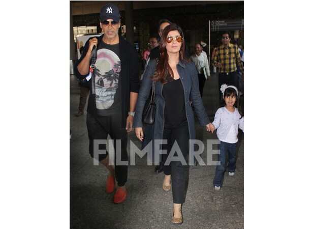 Akshay Kumar, Twinkle Khanna and Nitara’s airport sighting is too cute ...
