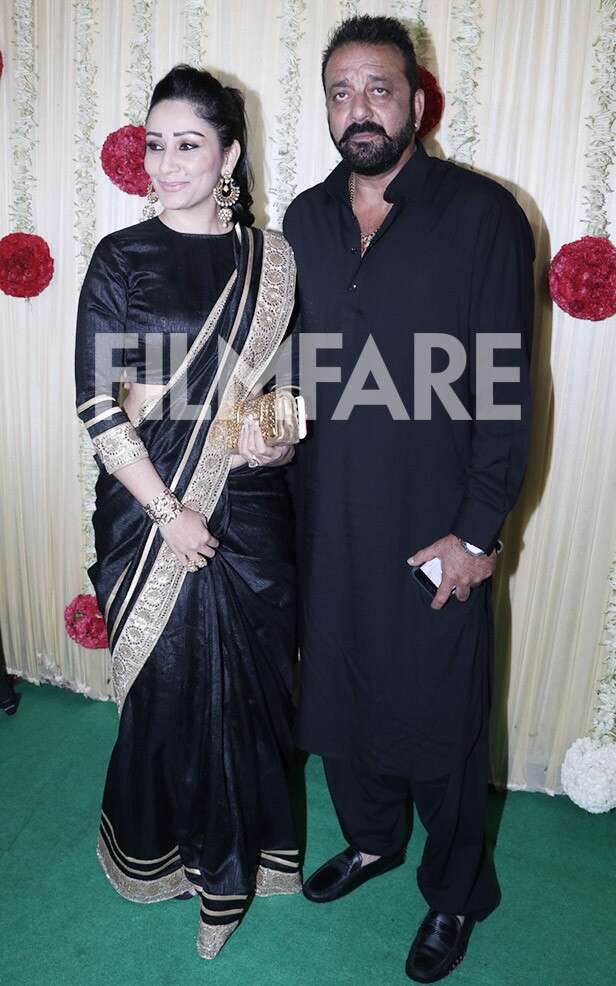 Sanjay Dutt and Maanayata Dutt look straight out of a fairytale at Ekta ...