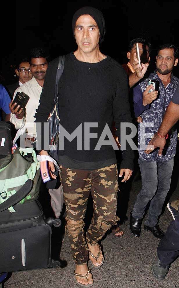 Akshay Kumar, Twinkle Khanna, Aarav and Nitara return from their Swiss ...