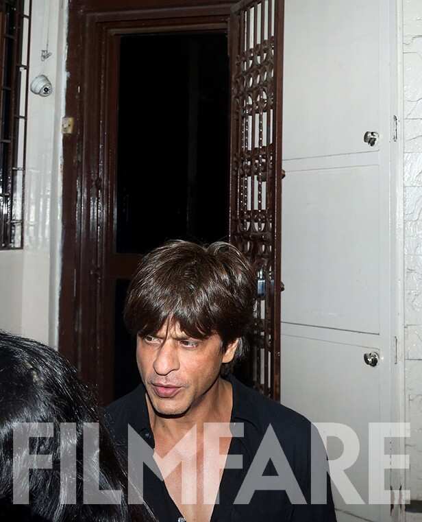 Shah Rukh Khan makes messy look so sexy in these pictures | Filmfare.com