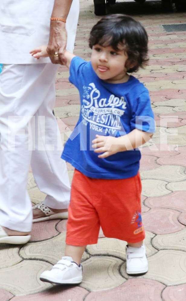 Boss baby! Latest pictures of internet’s favourite Taimur Ali Khan ...