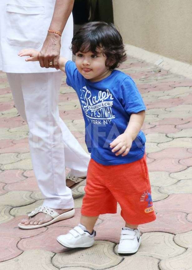 Boss baby! Latest pictures of internet’s favourite Taimur Ali Khan ...