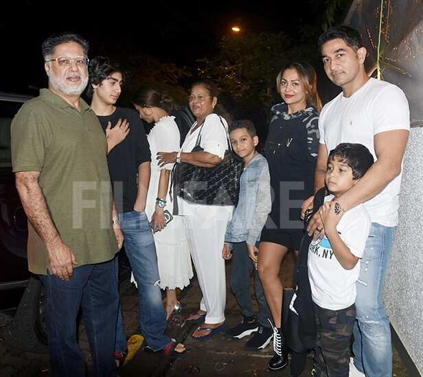 All pictures from Malaika Arora’s cosy dinner with her family ...