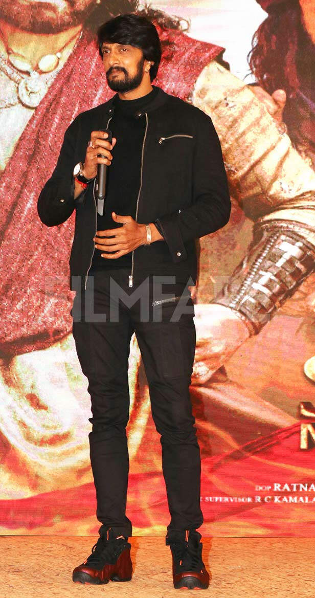 Team Sye Raa Narasimha Reddy snapped at the grand teaser launch ...