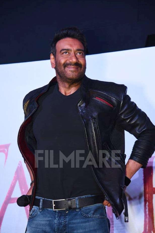 Ajay Devgn, Saif Ali Khan and Kajol promote Tanhaji in the capital ...