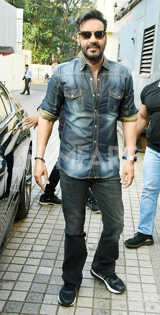 Photos : Ajay Devgn and Kajol hold a special screening of Tanhaji for ...