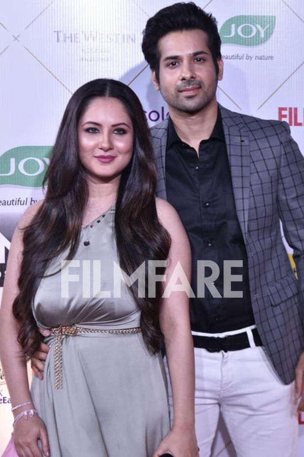 Koel Mallick, Kaushik Ganguli, Ash King, Benny Dayal arrive for the Joy ...