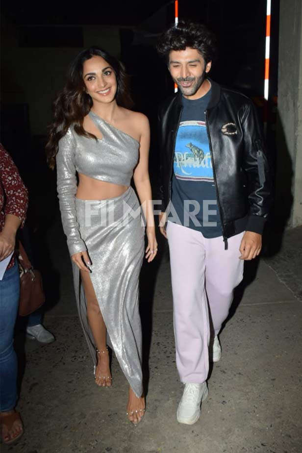 Kartik Aaryan And Kiara Advani Snapped As They Promote Bhool Bhulaiyaa