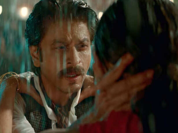 Jawan: 20 Stills from the action-packed trailer of Shah Rukh Khan, Vijay Sethupathi, Nayanthara ...