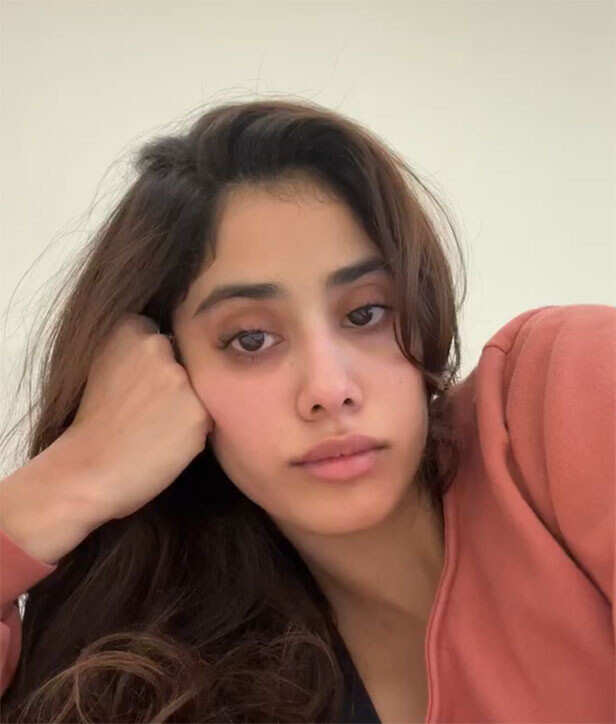 A day in Jahnvi Kapoor’s life | Filmfare.com