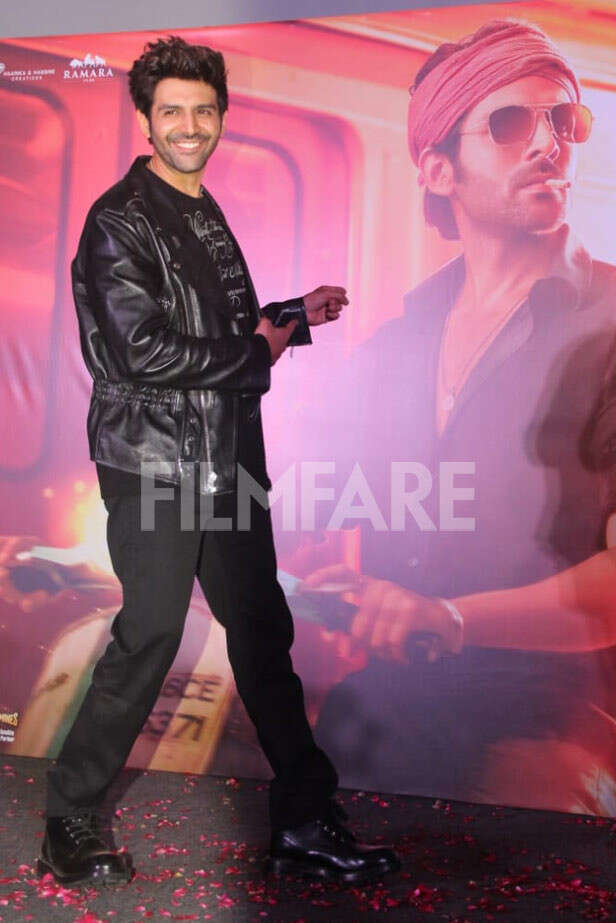 Check out these stunning pictures from the trailer launch of Shehzada ...