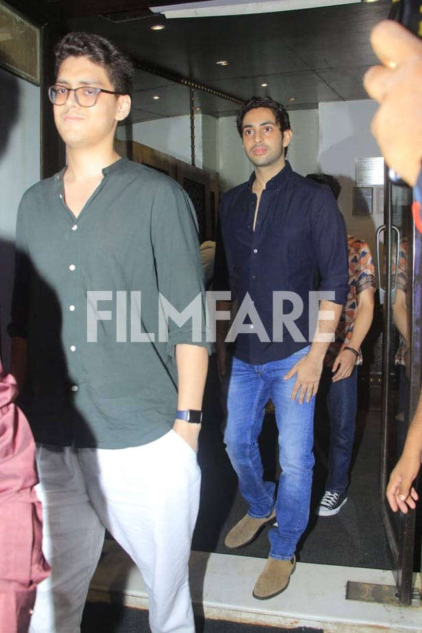 Suhana Khan, Agastya Nanda and other stars from The Archies attend ...