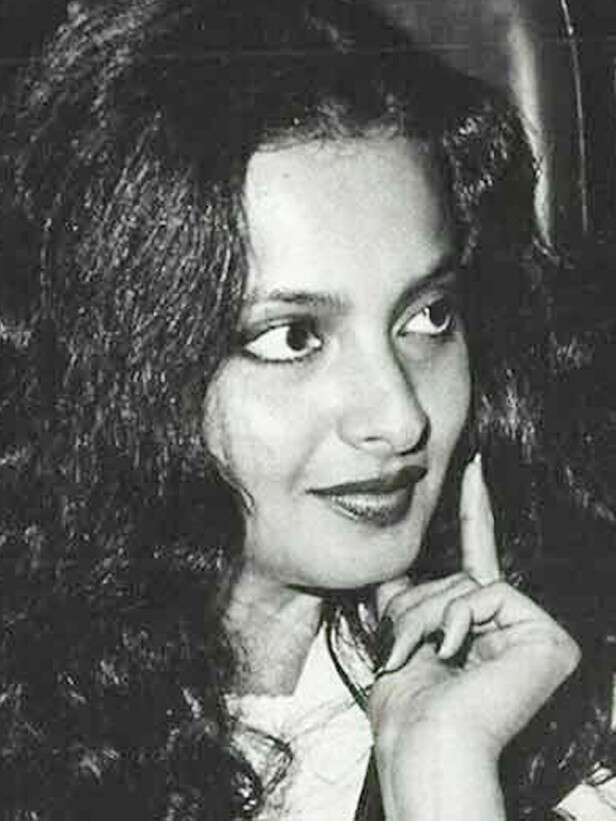 Birthday Special: Rekha’s rare and never before seen pics throughout ...