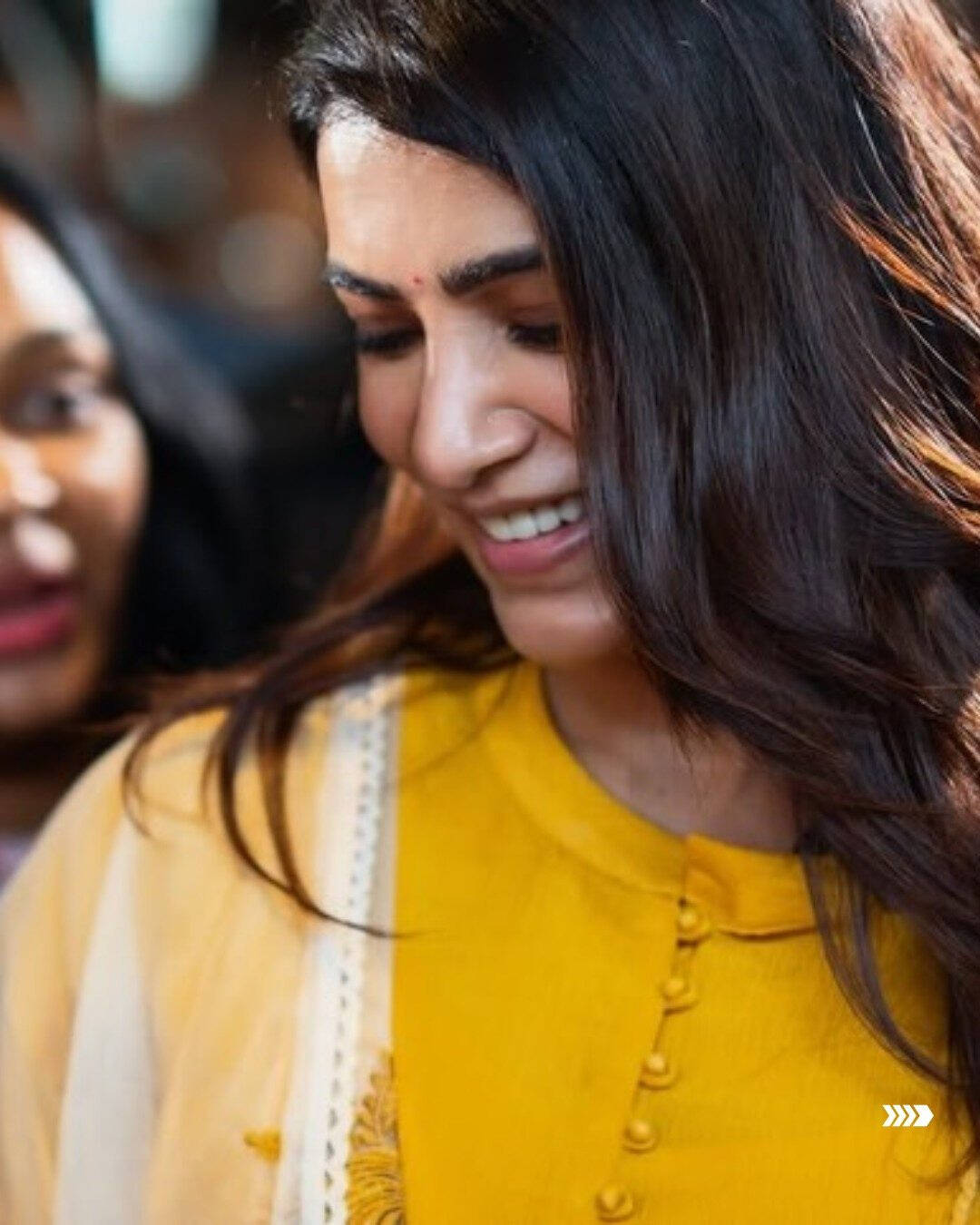 Samantha Ruth Prabhu Celebrates Birthday With Fans | Filmfare.com