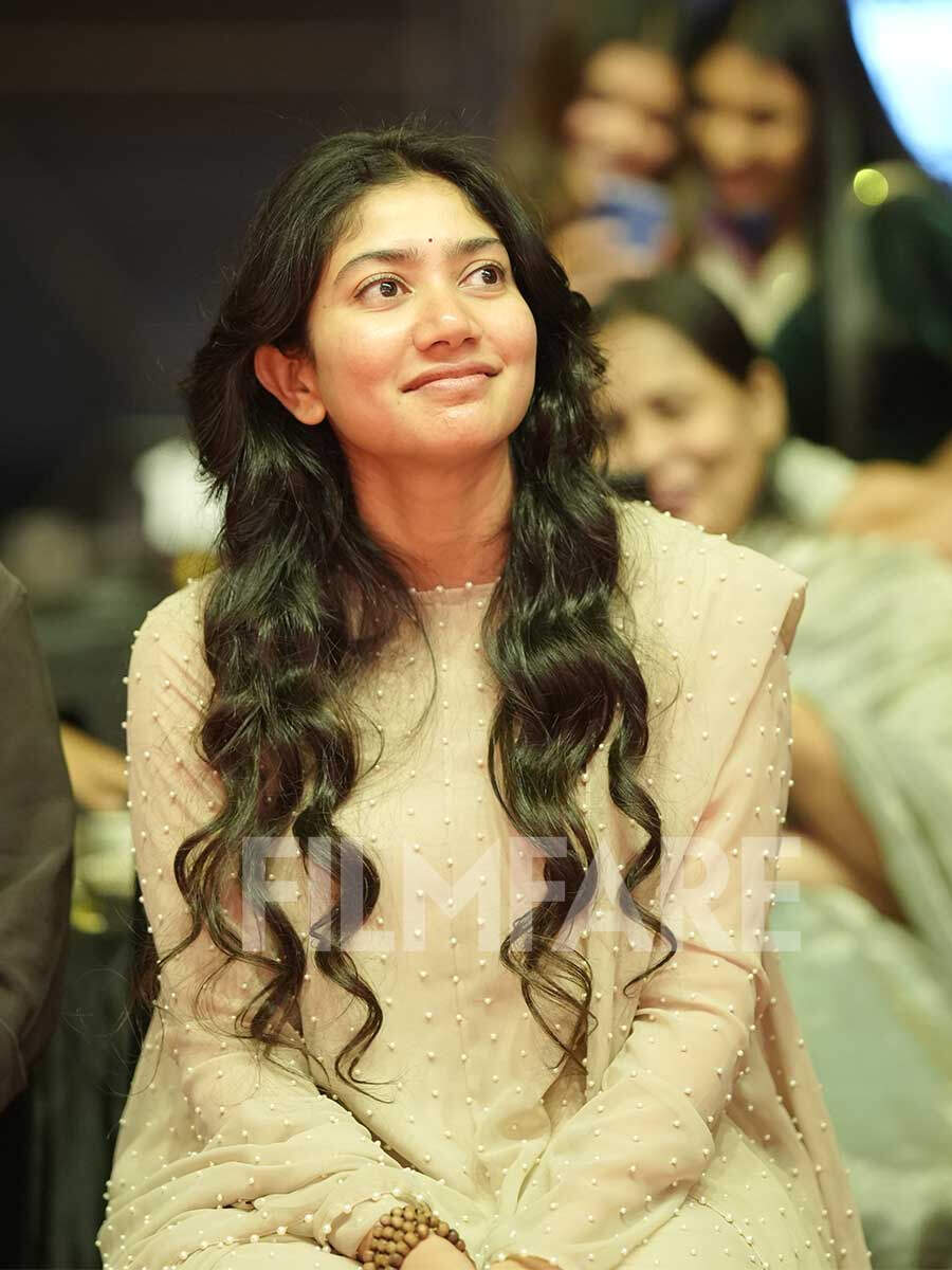 Inside Pictures: Unforgettable Glimpses From 70th Filmfare Awards South ...