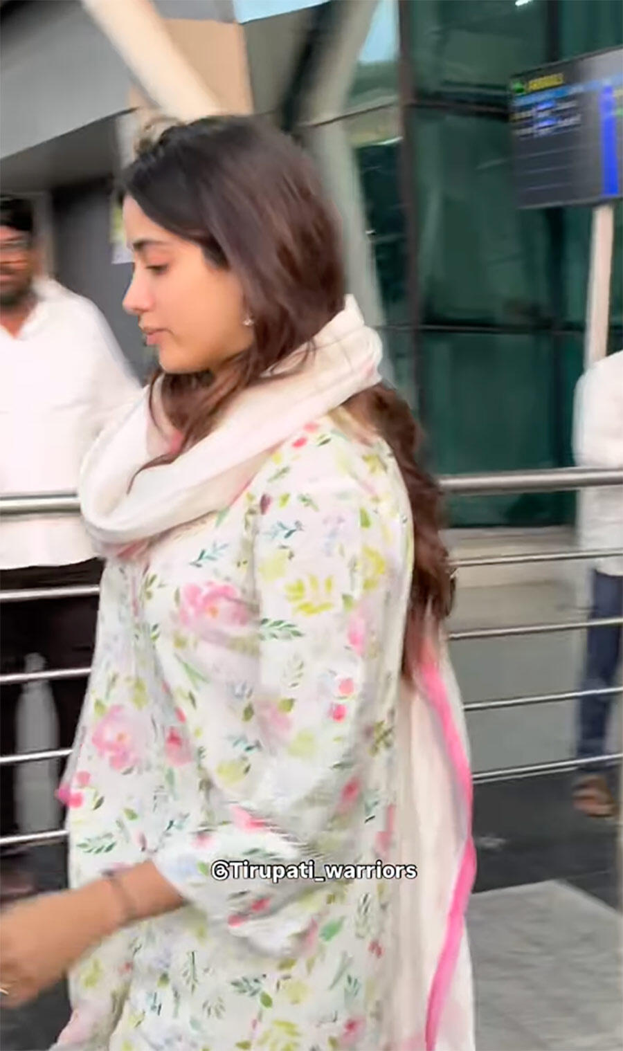 WATCH: Janhvi Kapoor Visits Tirumala Temple to Celebrate 29th Birthday ...