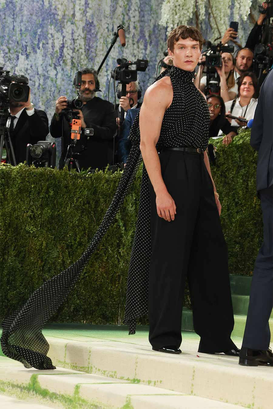 Photos: Hudson Williams and Connor Storrie Bring The Heat to Met Gala ...
