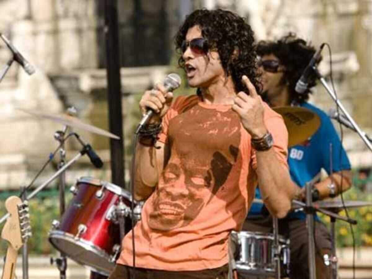 Farhan Akhtar Rock On Body