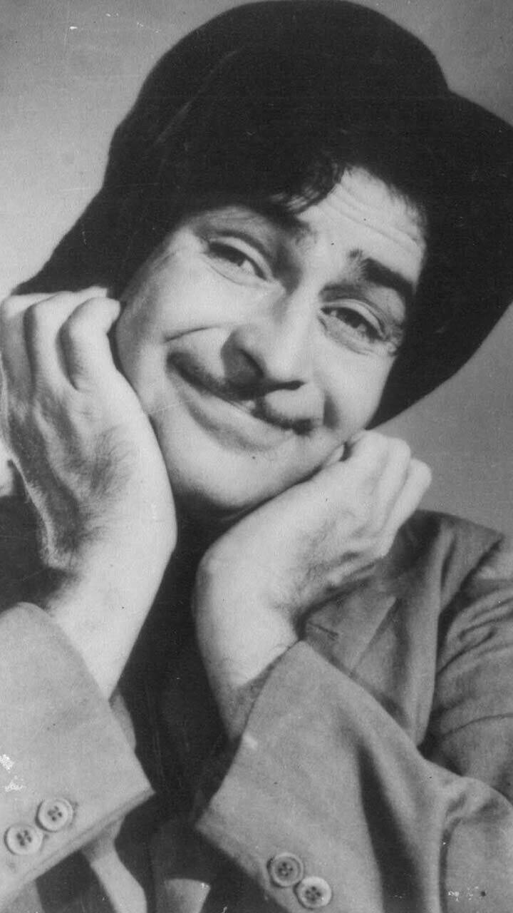 Rare pictures of showman Raj Kapoor | Filmfare.com